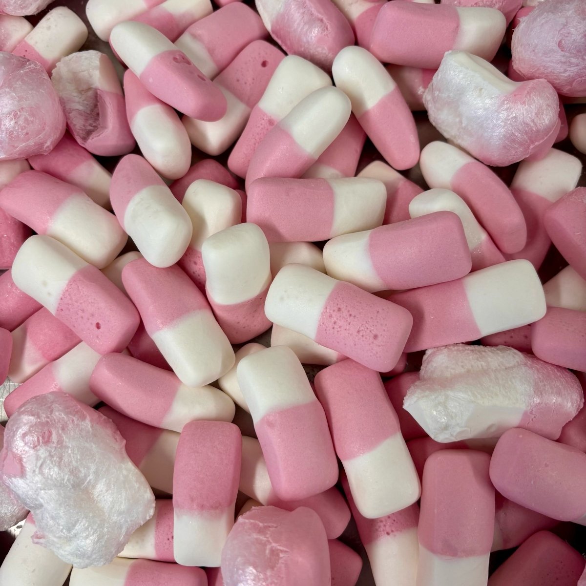 Freeze Dried Original Raspberry & Milk Squashies - Candy Mail UK ...
