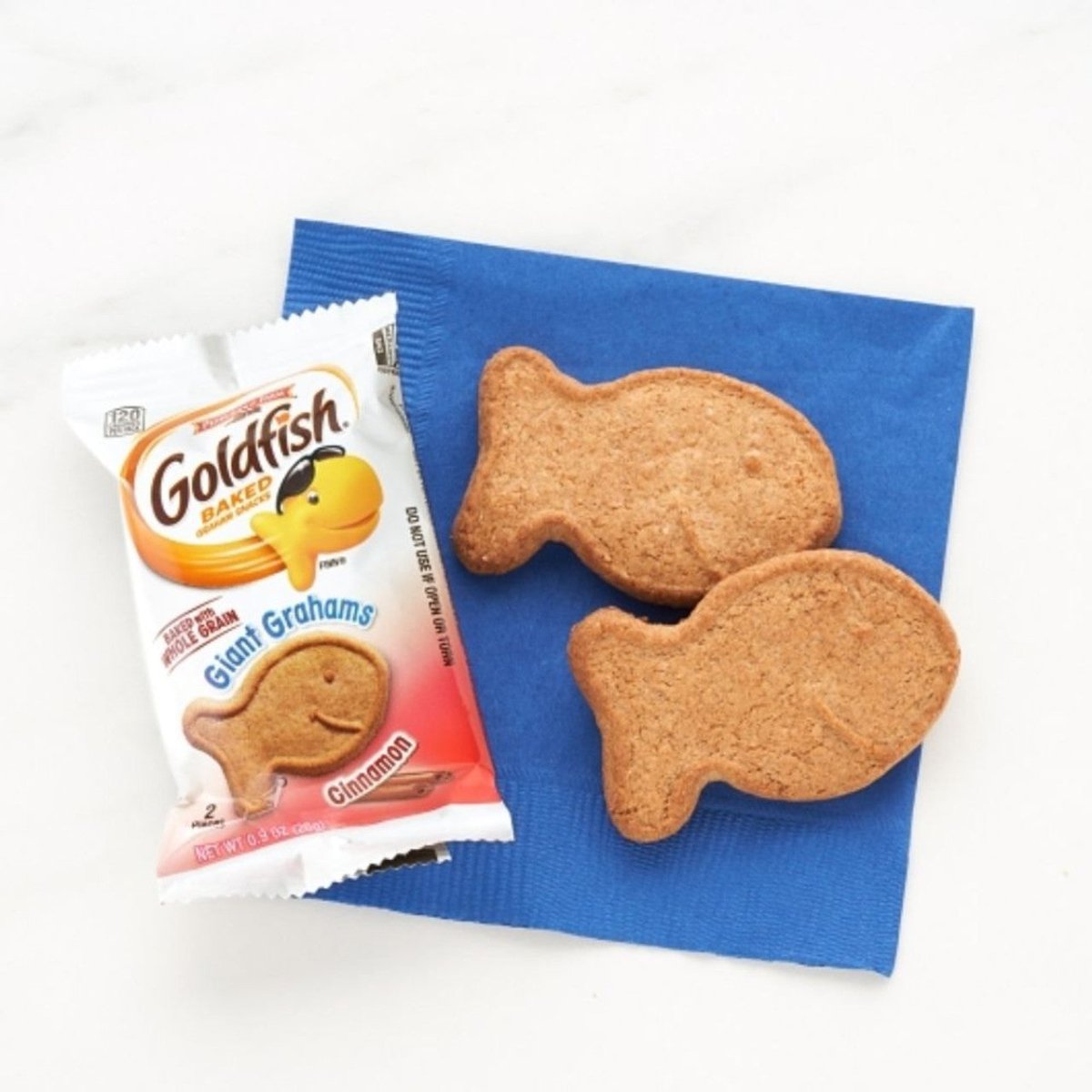 Pepperidge Farms Goldfish Cinnamon Whole Grain Giant Grahams 26g ...