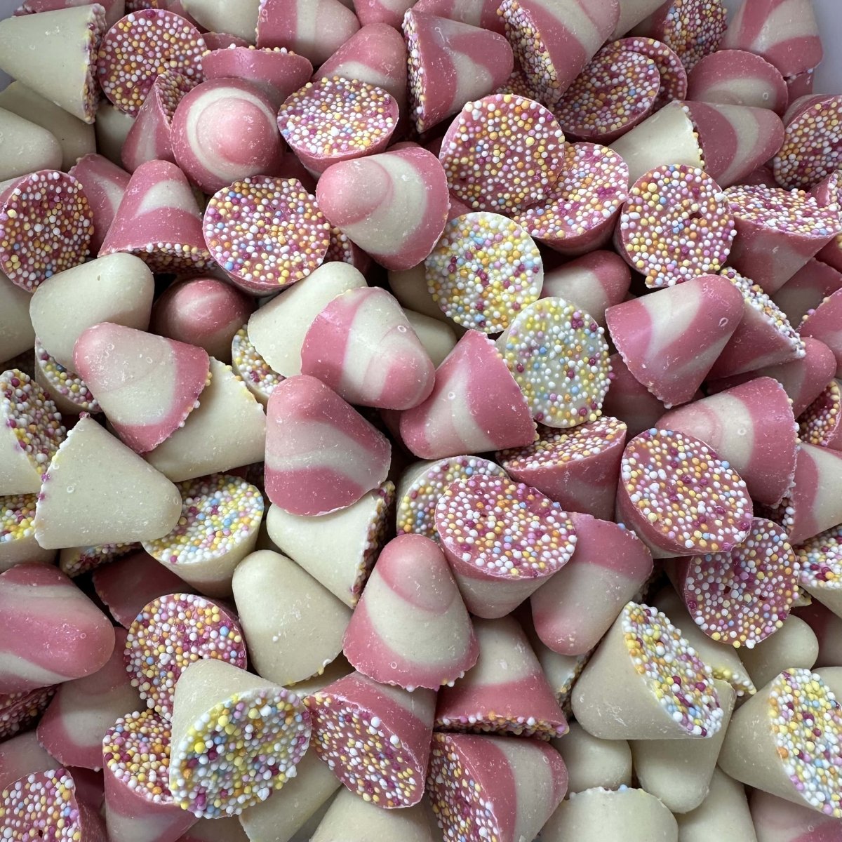 Pick and Mix Sweets - Chocolate Spinning Tops 250g - Candy Mail UK ...
